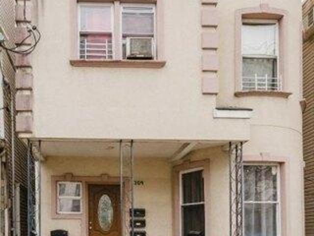 house with 6 bedroom, Newark NJ DS101707096