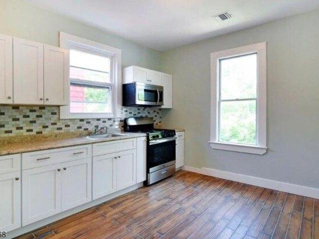 house with 6 bedroom, Newark NJ DS102583710