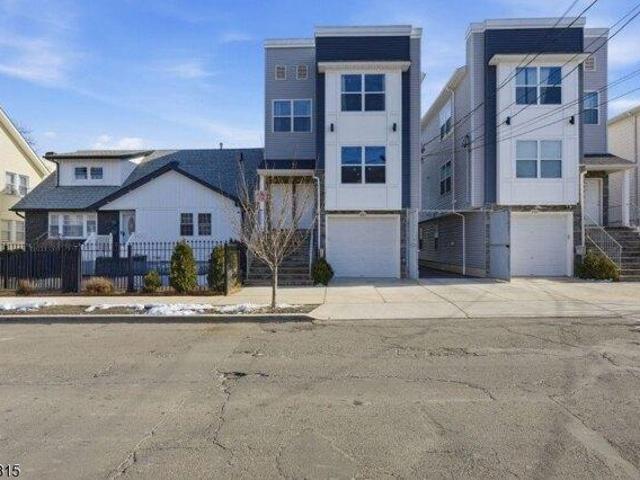 house with 6 bedroom, Newark NJ DS102029195