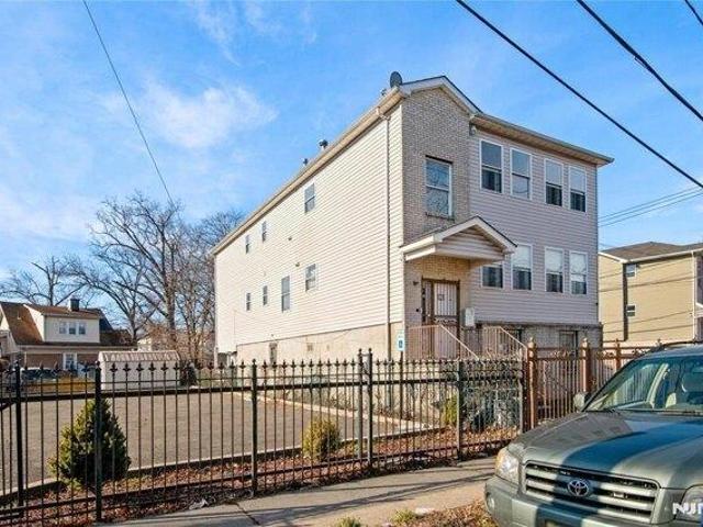 house with 6 bedroom, Newark NJ DS102214025