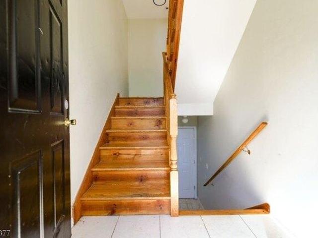house with 6 bedroom, Newark NJ DS102216682