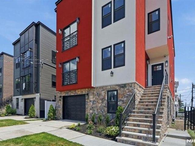 house with 6 bedroom, Newark NJ DS103664401