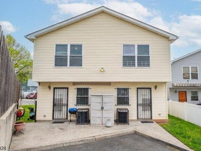 house with 6 bedroom, Newark NJ DS103666416