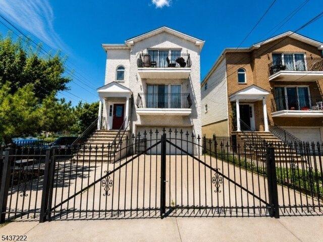 house with 6 bedroom, Newark NJ DS104407352
