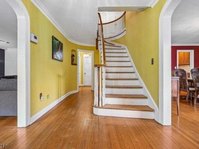 house with 6 bedroom, Newark NJ DS104192400