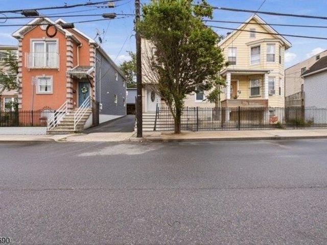 house with 6 bedroom, Newark NJ DS104234047