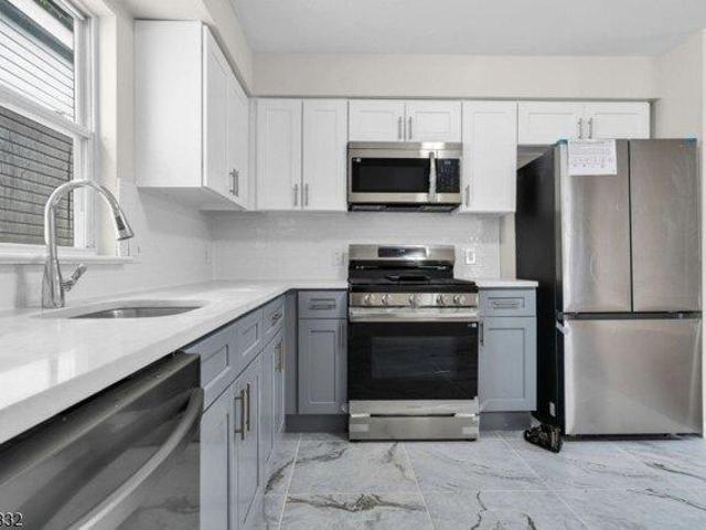 house with 6 bedroom, Newark NJ DS104237813