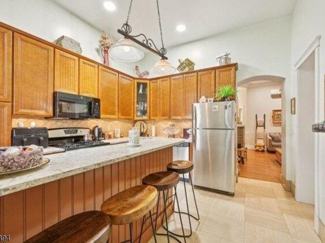 house with 6 bedroom, Newark NJ ES103158857