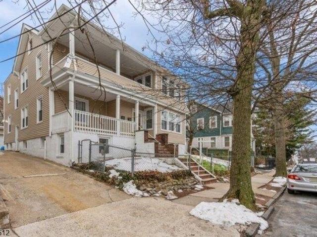 house with 6 bedroom, Newark NJ ES104807957