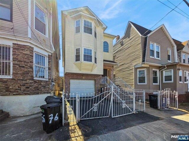 house with 6 bedroom, Newark NJ ES104920530