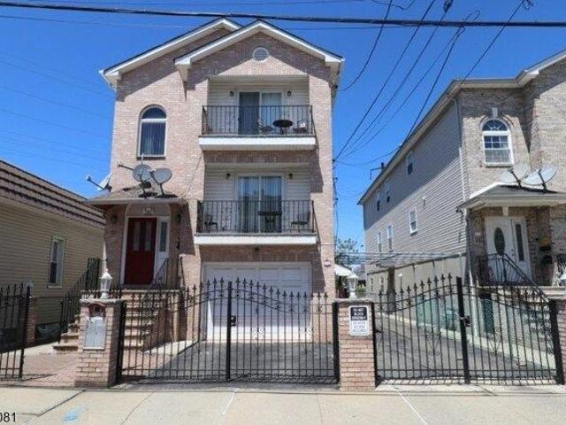 house with 6 bedroom, Newark NJ ES104376823