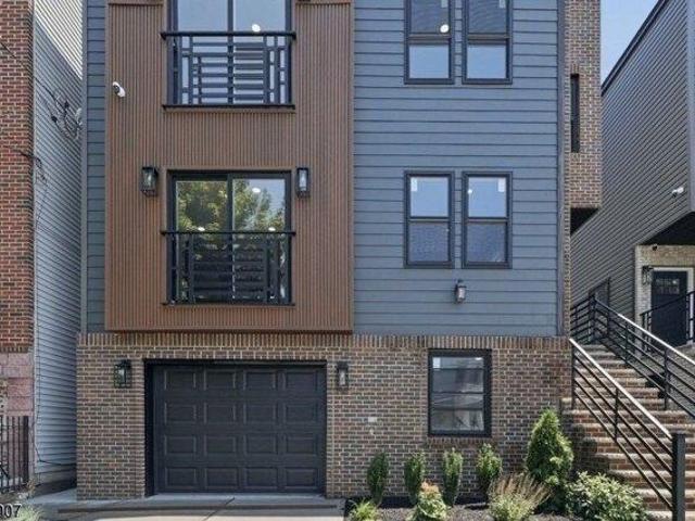 house with 6 bedroom, Newark NJ ES105122563