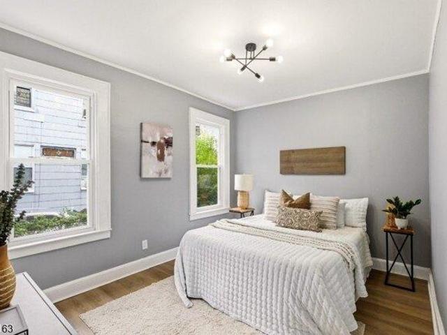 house with 6 bedroom, Newark NJ ES105140054
