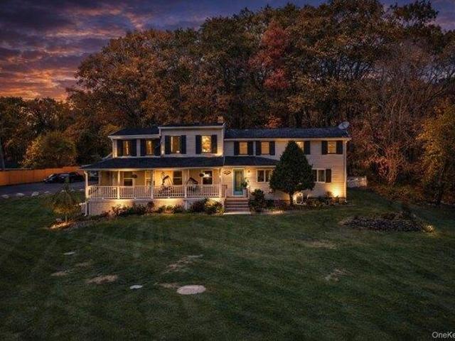 house with 6 bedroom, Newburgh NY ES103601513