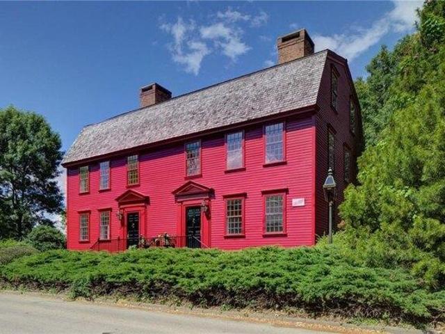 house with 6 bedroom, Newport RI DS103929782