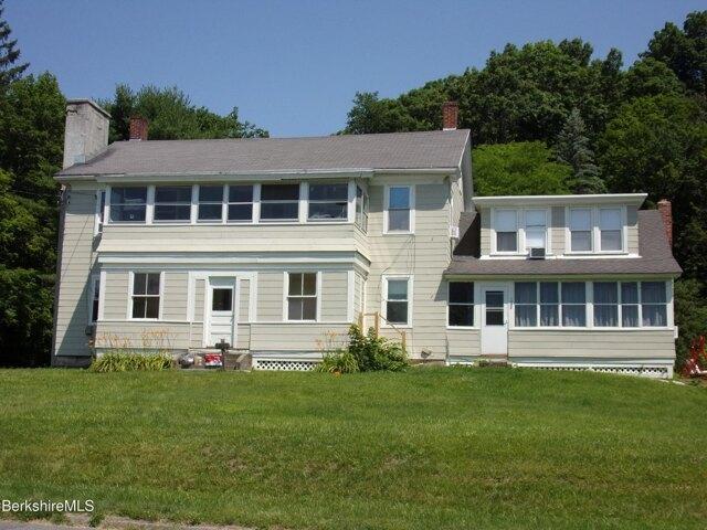 house with 6 bedroom, North Adams MA DS104265824