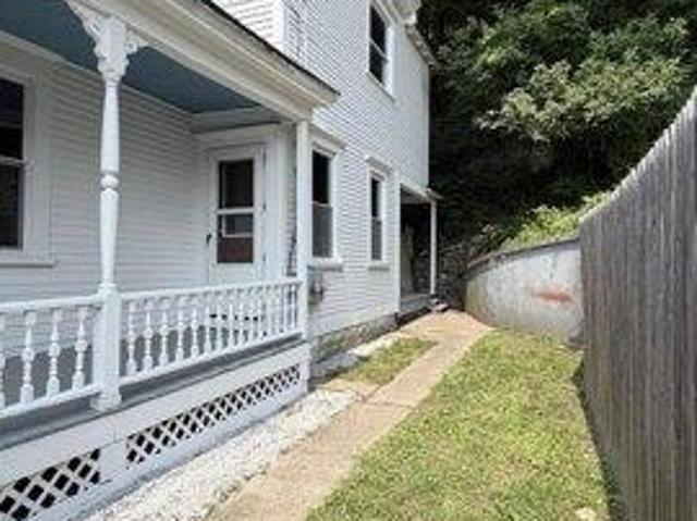 house with 6 bedroom, North Adams MA ES104832538