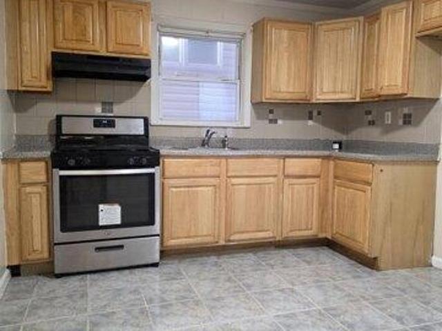 house with 6 bedroom, North Bergen NJ DS101782678