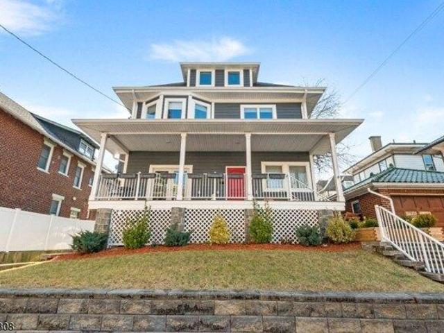 house with 6 bedroom, North Bergen NJ DS102477451