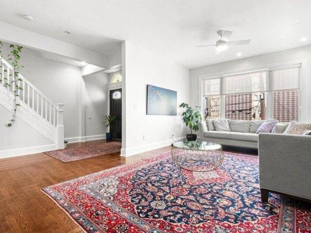 house with 6 bedroom, North Bergen NJ DS102531818