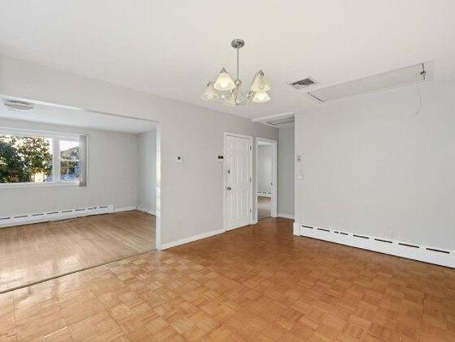 house with 6 bedroom, North Bergen NJ DS104188500