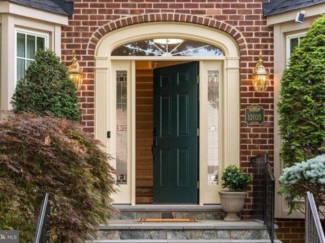 house with 6 bedroom, North Bethesda MD ES103624396