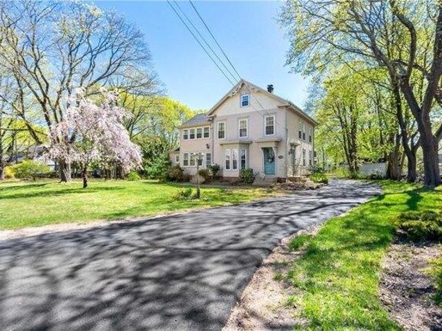 house with 6 bedroom, North Kingstown RI DLS102477518