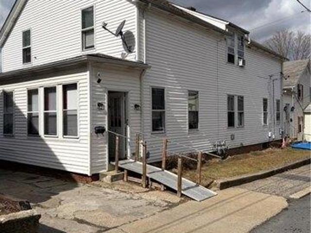 house with 6 bedroom, North Providence RI DLS101749437
