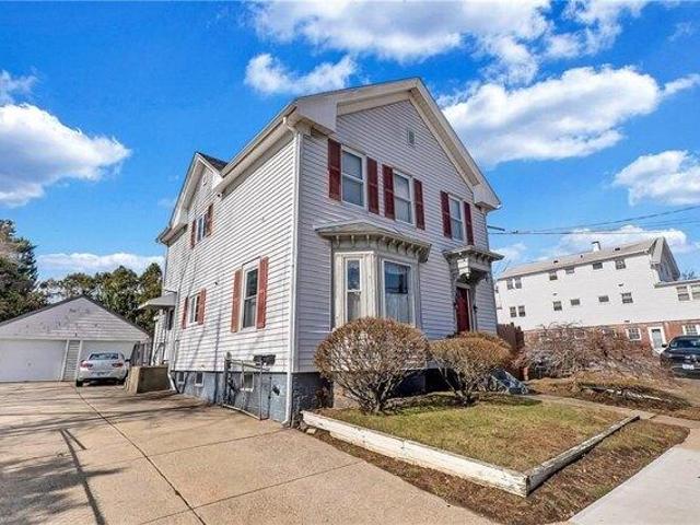 house with 6 bedroom, North Providence RI DLS102121045