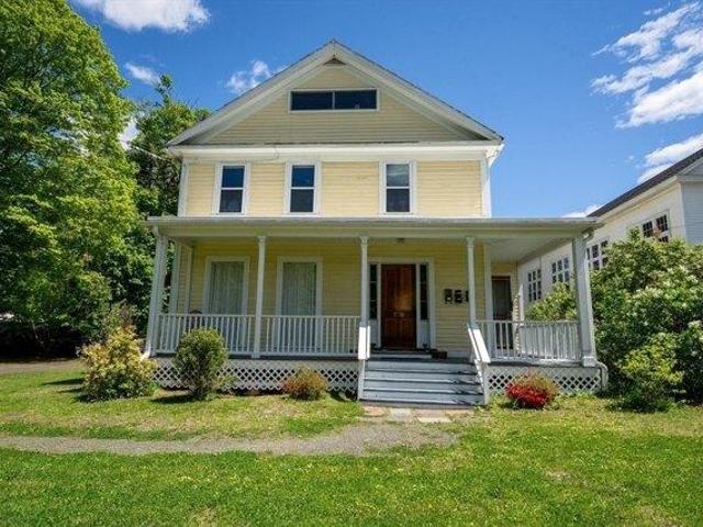 house with 6 bedroom, Northampton MA DS102371224