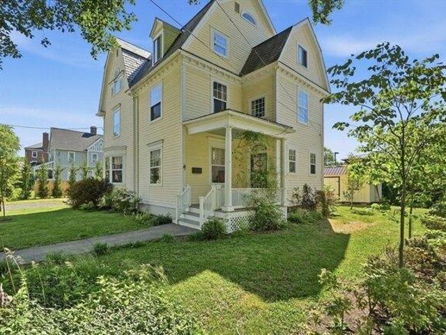 house with 6 bedroom, Northampton MA ES105061805