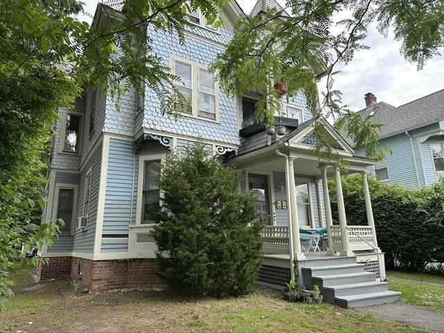 house with 6 bedroom, Northampton MA ES105013563