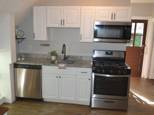 house with 6 bedroom, Northbridge MA ES105082692