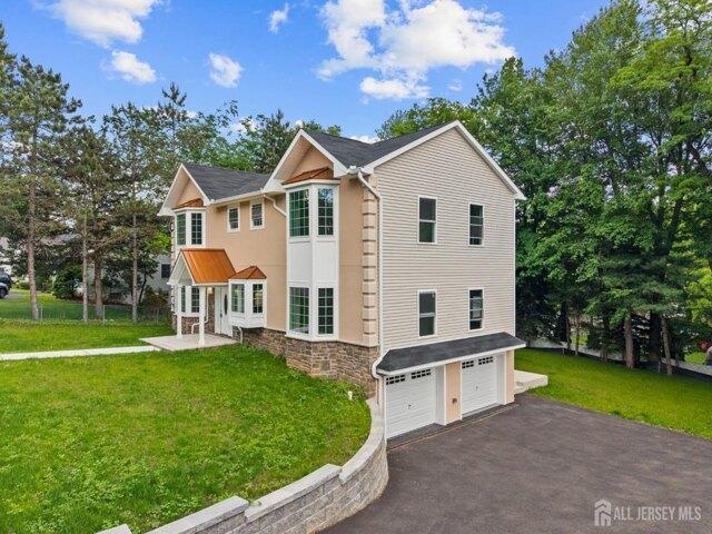 house with 6 bedroom, Northvale NJ ES105158152