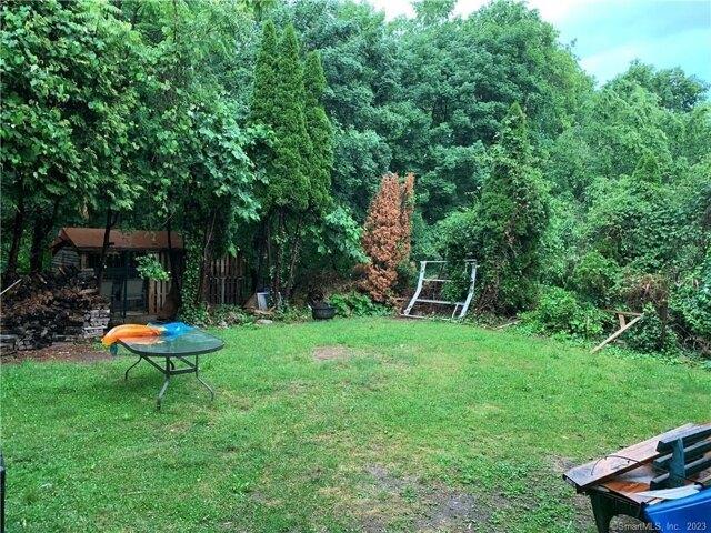 house with 6 bedroom, Norwalk CT DLS101661711