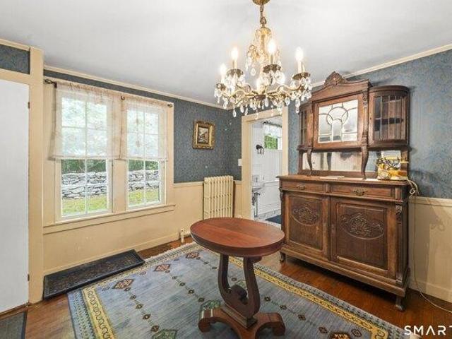 house with 6 bedroom, Norwich CT ES104237641