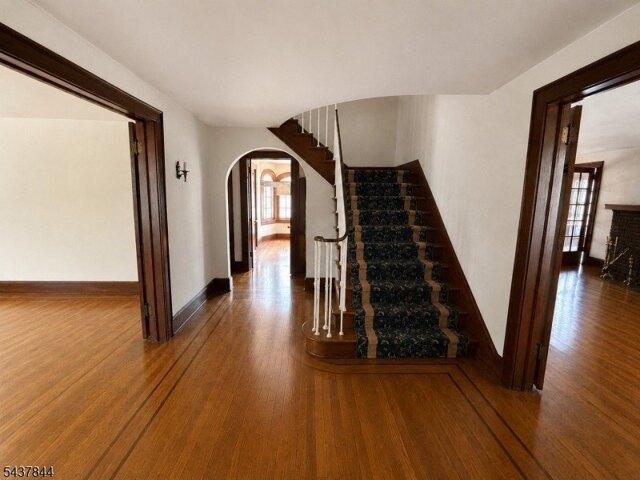 house with 6 bedroom, Nutley NJ ES105158992