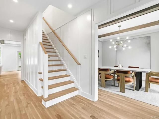 house with 6 bedroom, NY NY DLS102752832