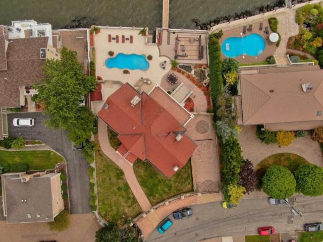 house with 6 bedroom, NY NY DLS102244203