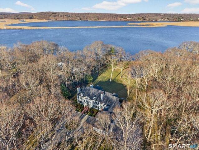 house with 6 bedroom, Old Saybrook CT ES102824077