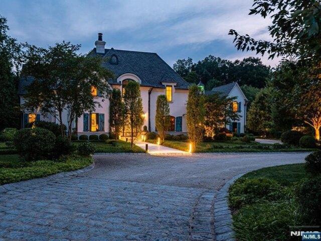 house with 6 bedroom, Old Tappan NJ DLS102256858