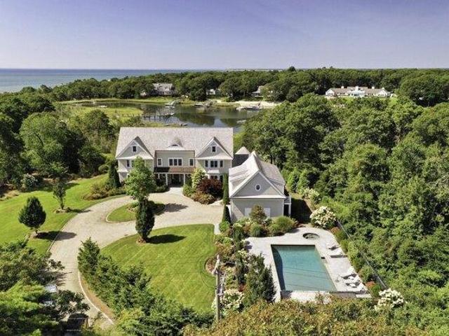 house with 6 bedroom, Osterville MA ES105144460