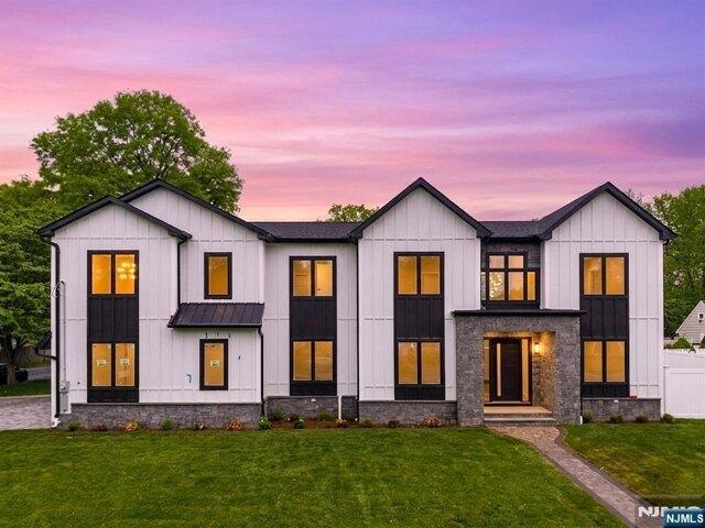 house with 6 bedroom, Paramus NJ DS102777826