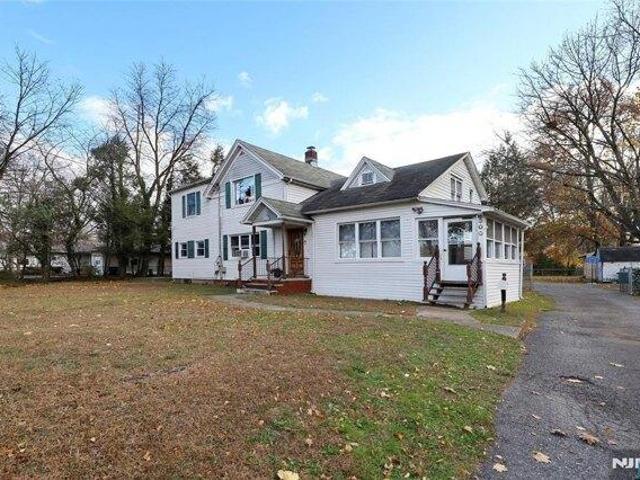 house with 6 bedroom, Paramus NJ ES104850770