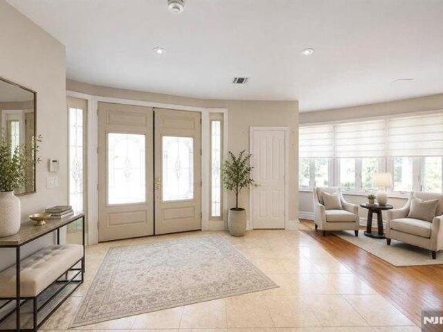 house with 6 bedroom, Paramus NJ ES105140374