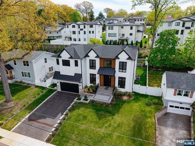 house with 6 bedroom, Paramus NJ ES103627996