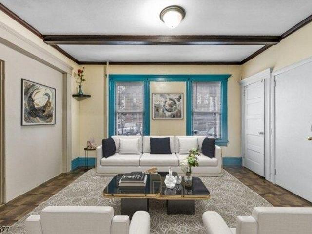 house with 6 bedroom, Paterson NJ DLS101527517
