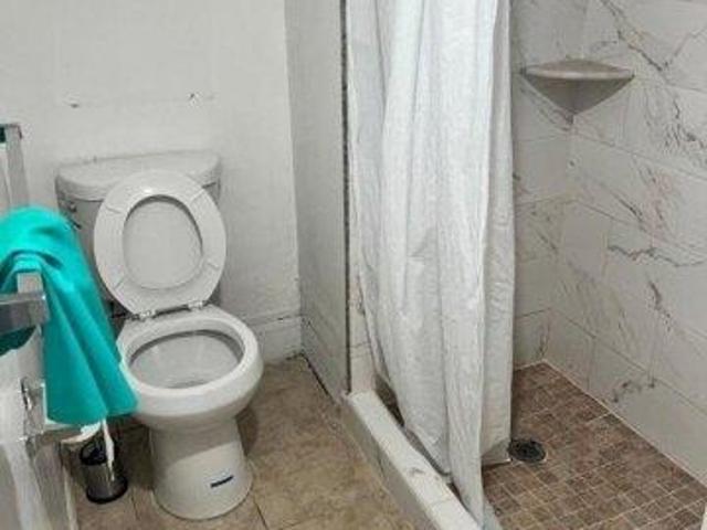 house with 6 bedroom, Paterson NJ DLS101747972