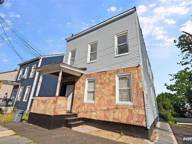 house with 6 bedroom, Paterson NJ DS102762365