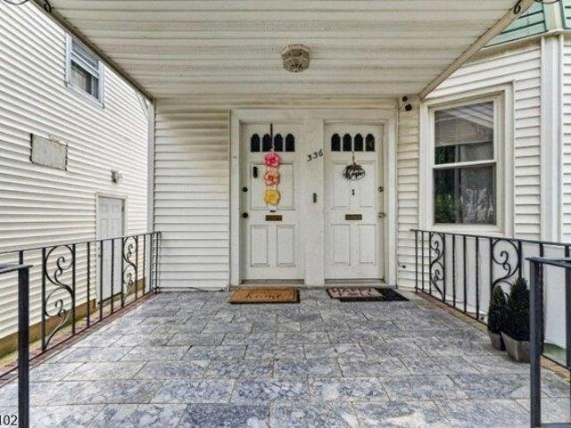 house with 6 bedroom, Paterson NJ ES105143855